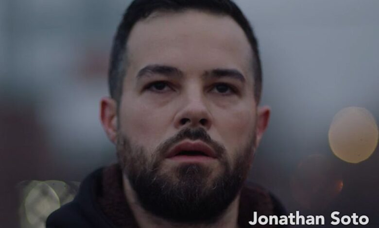 Jonathan Soto, exasesor de Alexandria Ocasio-Cortez, compite por curul ...