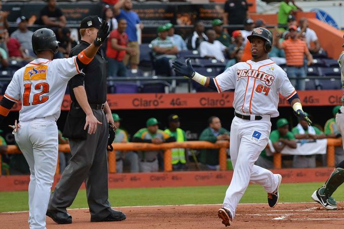 El jugador de Grandes Ligas Jean Segura es cambiado al Escogido ...
